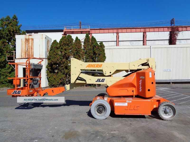 JLG E400A Narrow: Specs, Dimensions, Platform, Engine, Operational
