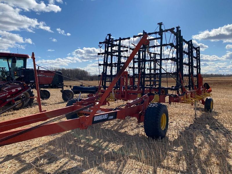 Bourgault 7200-48: Specs, Dimensions, Harrow