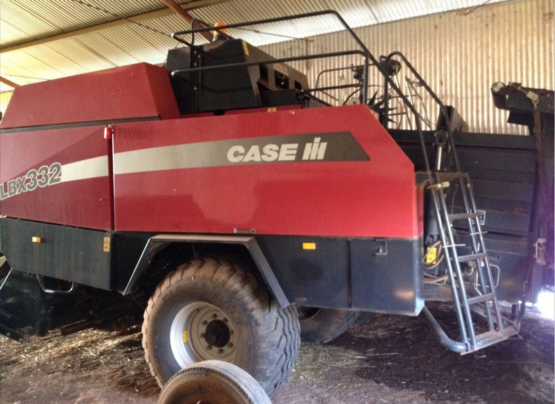 Case IH LBX332 Rotor Cutter: Specs, Baler Pickup, Dimensions, Bale Size ...