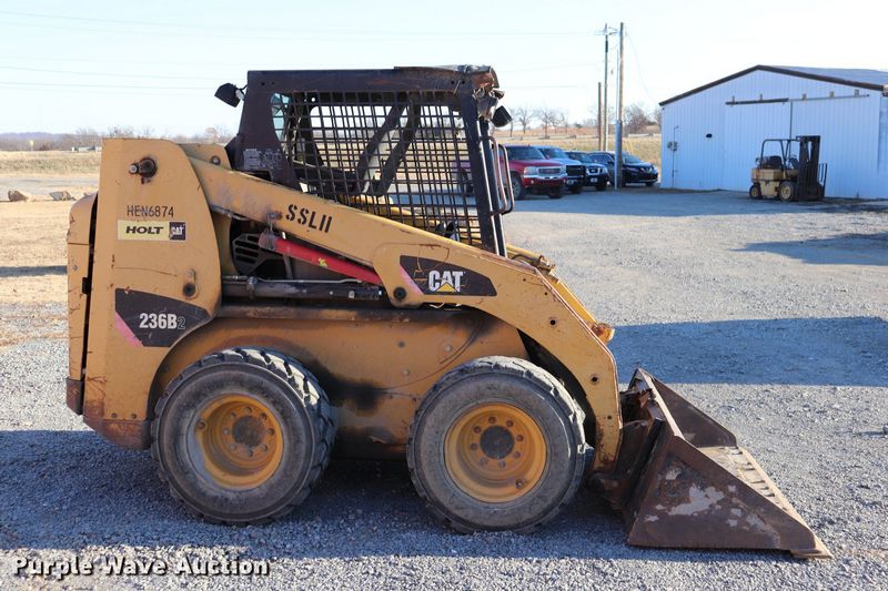 Caterpillar 236B Series 2: Specs, Dimensions, Operating Specifications ...