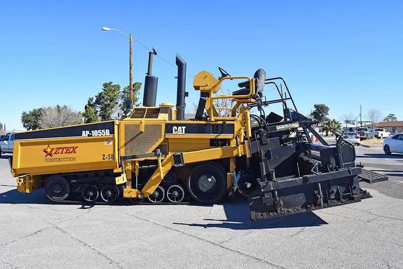 Caterpillar AP1055B: Specs, Dimensions, Engine, Operational, Hopper/Paver