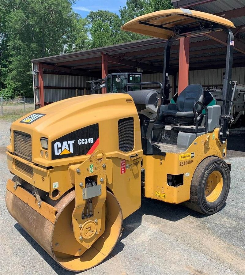 Caterpillar CC34B: Specs, Dimensions, Operating Specifications, Engine ...