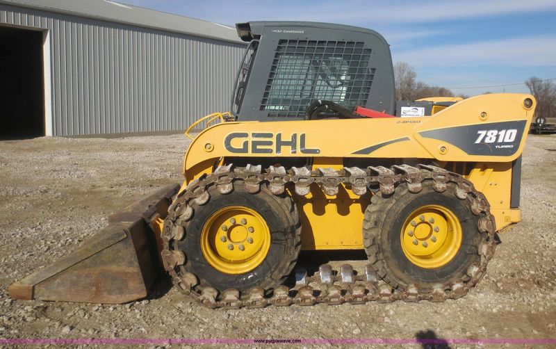 Gehl 7810: Specs, Dimensions, Engine, Operational, Loader, Hydraulic