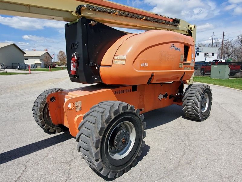JLG 800A 4WD: Specs, Dimensions, Platform, Engine, Operational, Performance