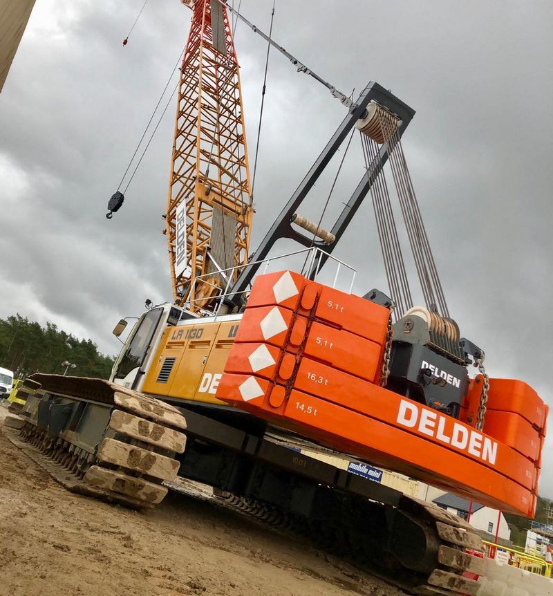 Liebherr LR1130: Specs, Engine, Capacities, Operational, Transmission ...