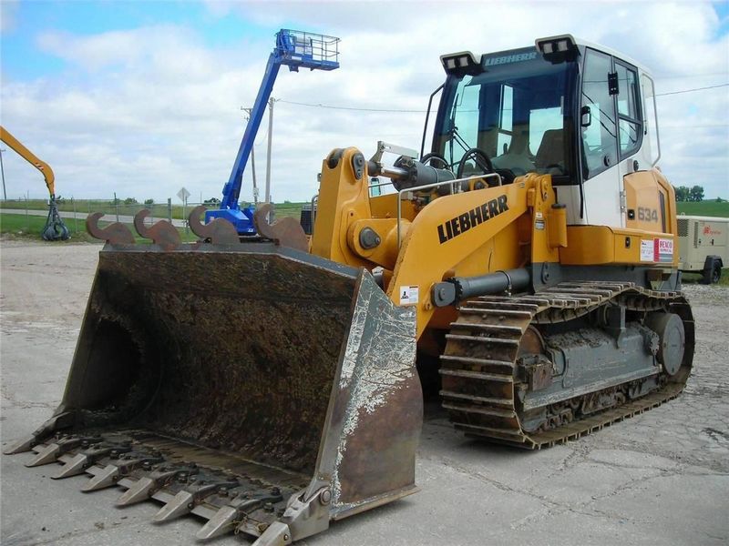 Liebherr LR634: Specs, Dimensions, Undercarriage, Engine, Operational ...