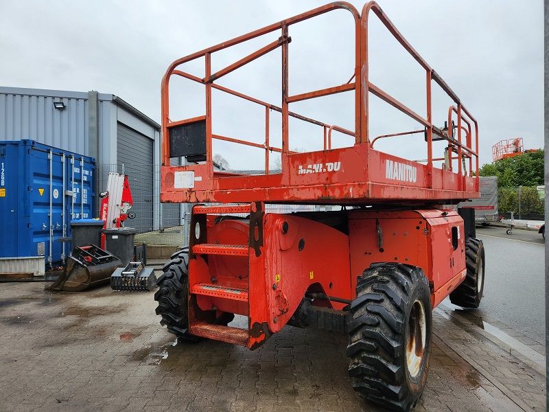 Manitou 150TP: Specs, Dimensions, Platform, Engine, Operational