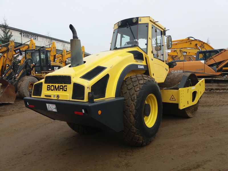 Bomag BW211PD3: Specs, Dimensions, Engine, Operational, Drum