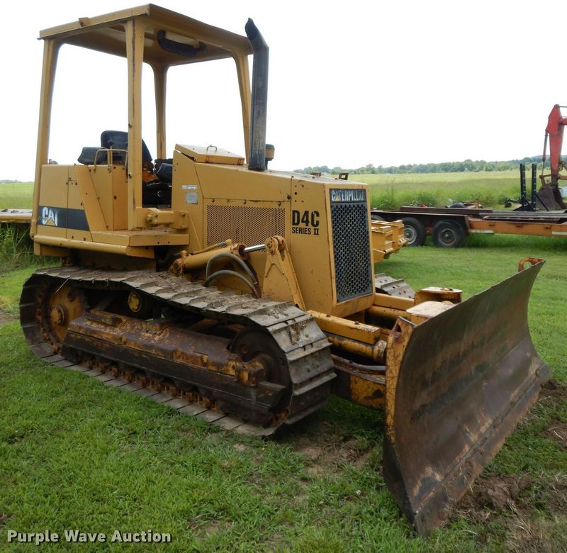 Caterpillar D4C Series II: Specs, Dimensions, Undercarriage, Engine ...