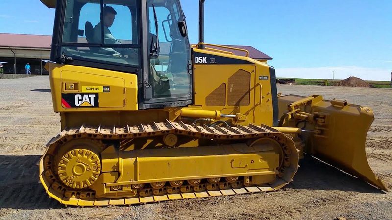 Caterpillar D5K XL: Specs, Dimensions, Undercarriage, Engine ...