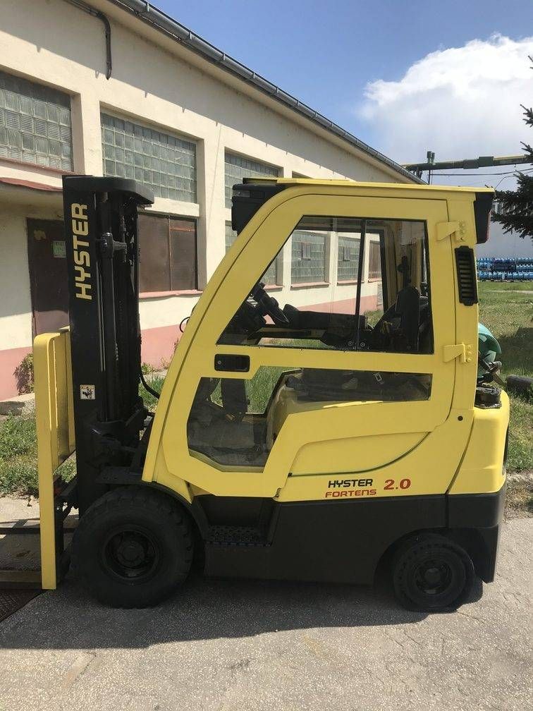 Hyster H2.0FT DuraMatch LPG: Specs, Dimensions, Mast, Engine, Operational
