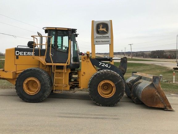 John Deere 724J High-Lift: Specs, Bucket, Dimensions, Engine ...