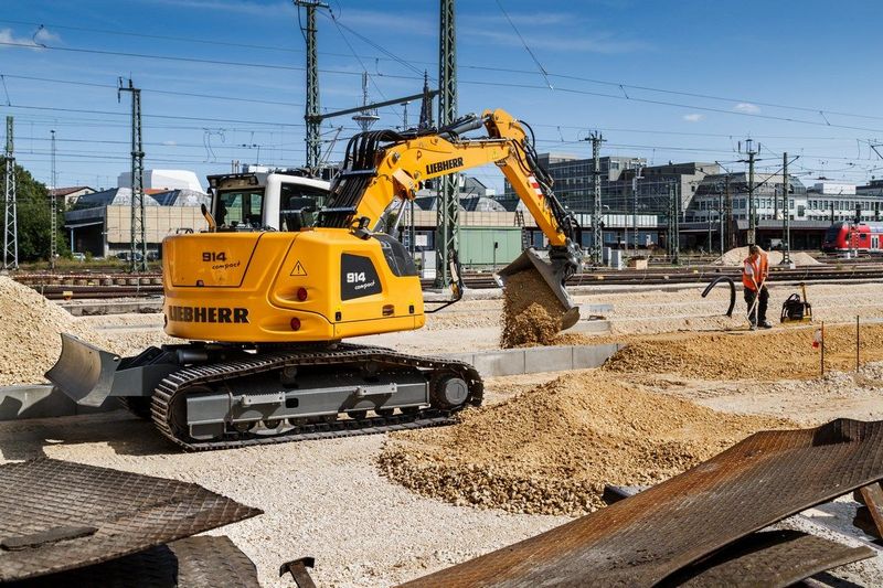 Liebherr R914 COMPACT LITRONIC: Specs, Boom/Stick Option (Hex) 1, Boom ...
