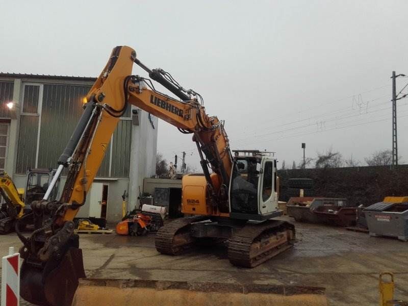 Liebherr R924C: Specs, Boom/Stick Option (Hex) 1, Boom/Stick Option ...