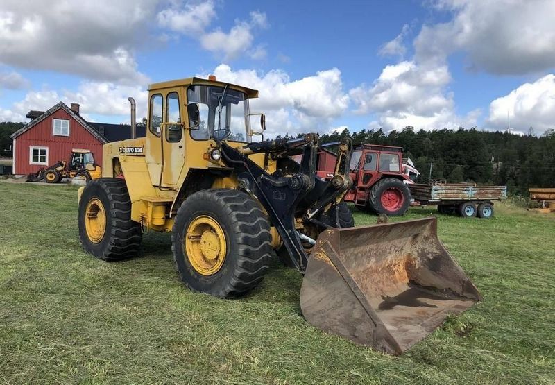 Volvo BM 846: Specs, Bucket, Dimensions, Engine, Operational, Transmission