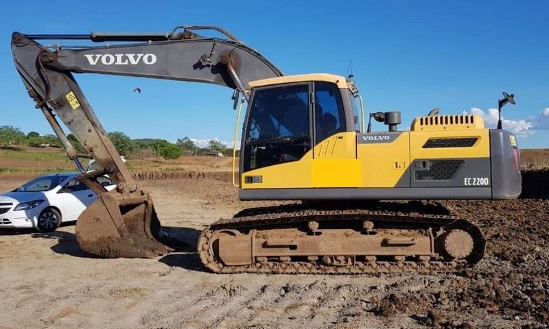 Volvo EC220D: Specs, Dimensions, Undercarriage, Engine, Operational ...