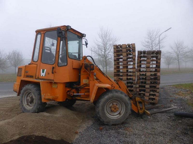 Zettelmeyer ZL402F: Specs, Bucket, Engine, Operational, Transmission
